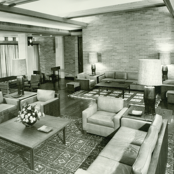 History - Massey College